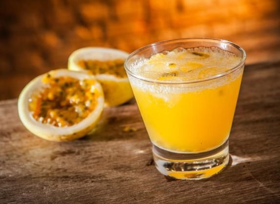 Batida de Maracuyá: El Exótico Coctel Brasileño Que No Puedes Perderte
