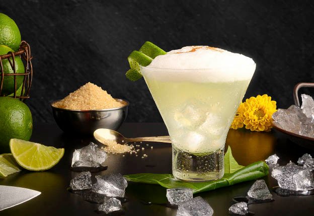 Pipeño Sour: Un Cóctel Chileno con Personalidad